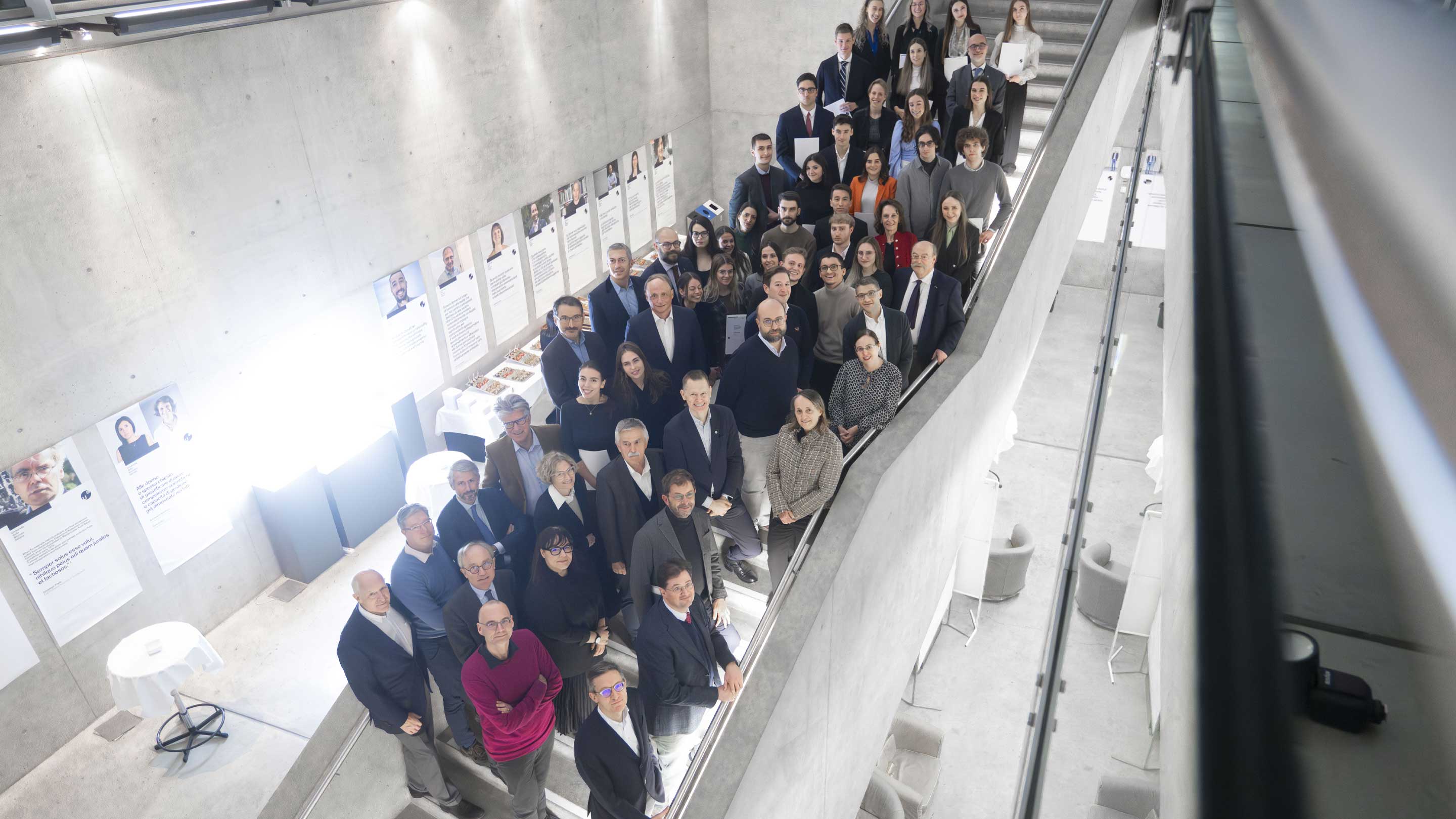 Awarded scholarships by the Foundation for the Lugano faculties and ...